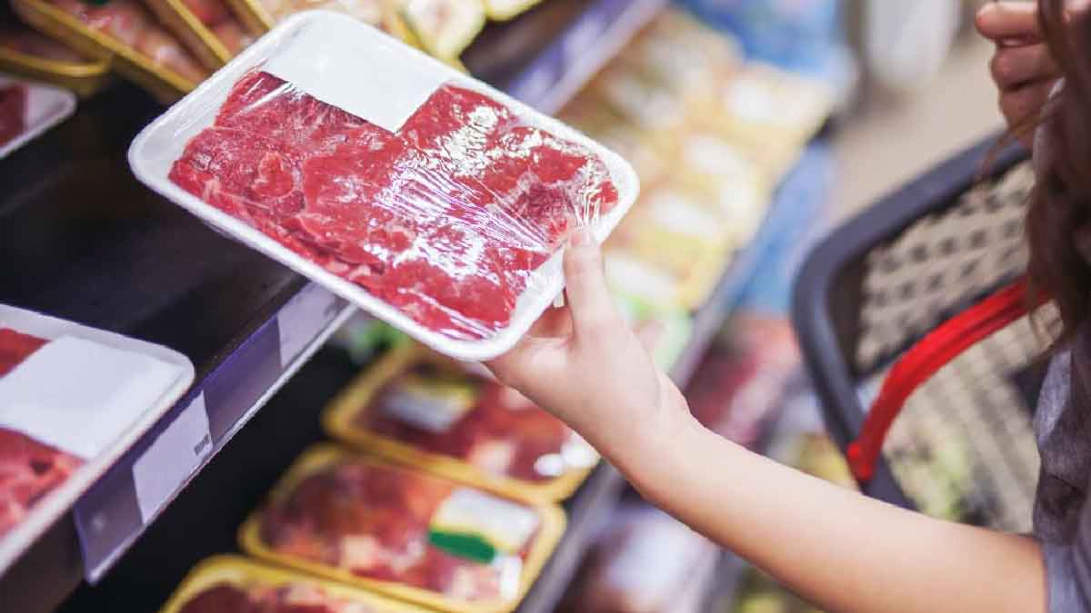 ¿Qué es ese líquido rojo en el fondo de las bandejas de carne ...